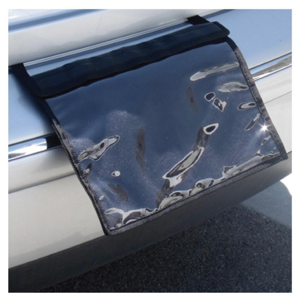 DS-113 License Plate Bags with Holders